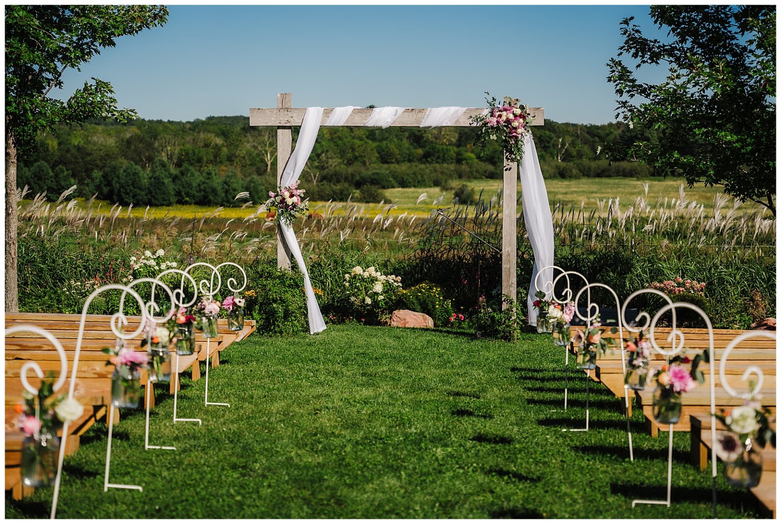 The Mumm Barn// Kylie & Kyle's Beautiful Rustic Wedding ...